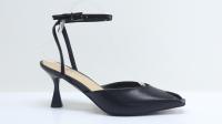 China Ladies Sandals for sale
