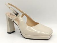 China Ladies Casual Shoes for sale