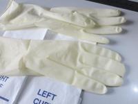 China Sterile Latex Surgical Gloves Powdered XS-XL CE ISO 9001 240mm Length for sale