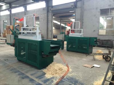 Cina I trucioli di legno lavorano il prezzo a macchina|Macchine di legno di Flaker|Macchina di sfaldamento di legno in vendita
