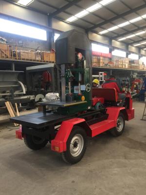 China Mobile type diesel portable sawmill wood log cutting machinery /Vertical Cutting bandsaw for sale