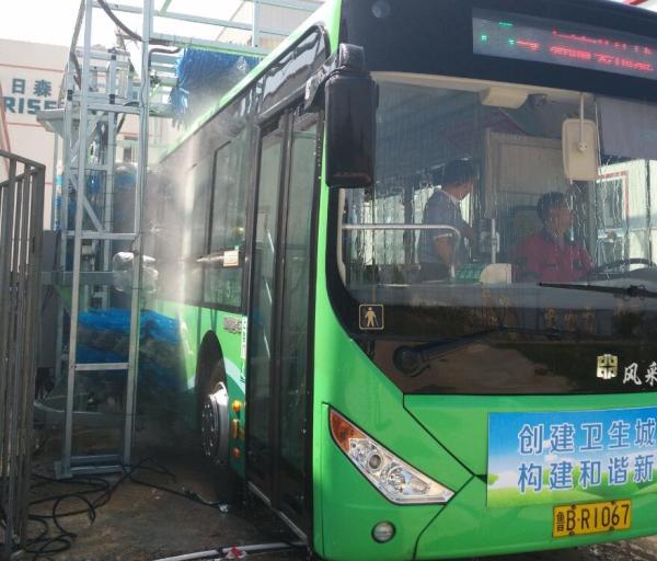 Quality Fully Automatic Drive-through Bus Wash Machine CB-750A for sale