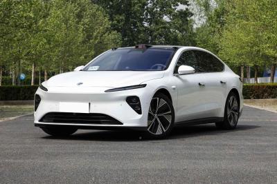 China Four Wheeled EV Electric Car Vehicle 360KW Ternary Lithium Battery Operated 700km for sale