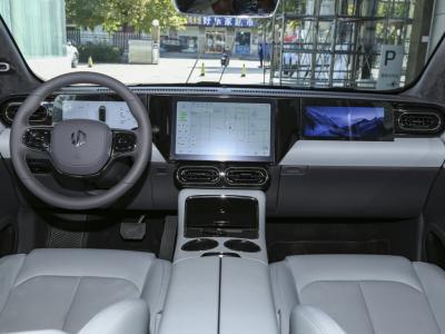Cina Veicoli a quattro ruote della guida a destra dell'automobile elettrica della berlina di Lingpao C01 per l'adulto in vendita