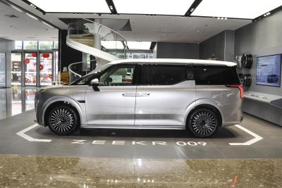 Cina Veicolo EV di lusso automatico LHD 100kwh della berlina dell'automobile elettrica di ZEEKR 009 MPV in vendita