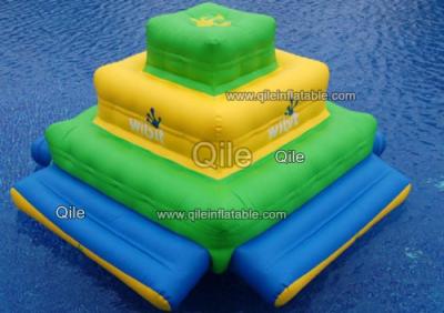 China 0.9mm PVC Tarpaulin Fabric Inflatable water sport deck for big pool for sale
