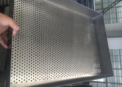 China GV 600x400mm redondo seco Mesh Tray inoxidável do metal do furo do ar à venda