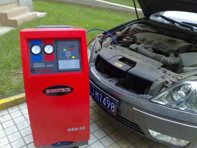 China Semi Automatic R134a Refrigerant AC Gas Recycling Machine , 220v 1200g/min for sale