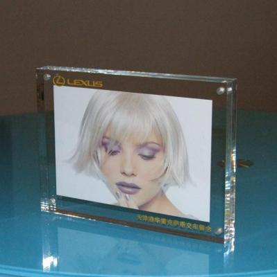 China customize transparent acrylic magnetic photo frame for sale