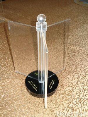 China 3 sides tabletop rotating acrylic menu holder for sale