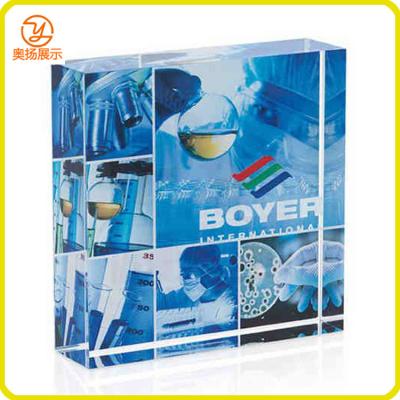 China Shenzhen factory customized design acrylic paper weight with block for sale