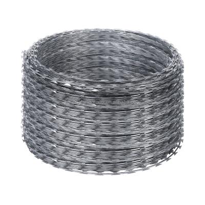 Cina CBT-65 Recinzione di filo spinato a rasoio piatto/ filo spinato a fascia piatta con spessore di rotolamento BTO22 0,45 ± 0,05 mm in vendita