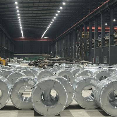China Aço carbono 14 16 18 20 22 24 26 28 Gauge Gi Coil G40 Faixa de aço galvanizado a quente para fabricação de chapas onduladas à venda