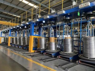 Cina Q195 SAE1008 Stainless Steel Wire Rod 304 316 201 ASTM laminato a caldo per applicazioni di costruzione di materiali da costruzione in vendita