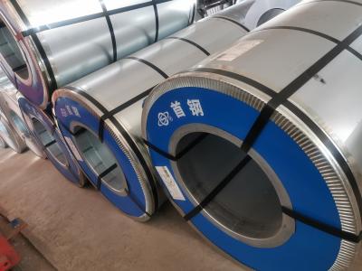 Cina Rivestimento galvanizzato di alluminio magnesio 275g 0,5*1200mm 0,8*1200mm bobina di acciaio Zn Al Mg personalizzata con spangolo regolare in vendita