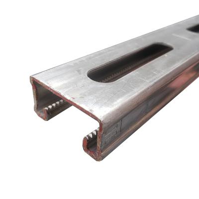 Cina 22 10 24 34 5 grado acciaio inossidabile laminato a freddo canale C SS 3 pollici canale acciaio con 6m-12m lunghezza e finitura superficiale 2D in vendita