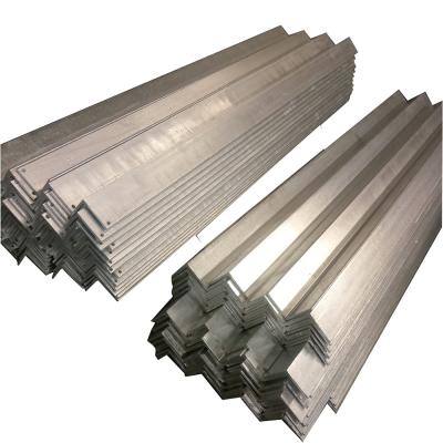 Chine Taille personnalisée 50*50*3 50*50*4mm Égale en acier inoxydable L Angle léger en acier structural laminé à chaud à vendre