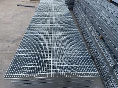 Cina Prezzo di fabbrica di buona qualità Acciaio galvanizzato a griglia in vendita
