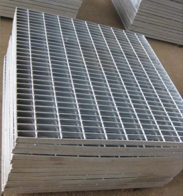 Cina Prezzo di fabbrica di buona qualità Acciaio galvanizzato a griglia in vendita