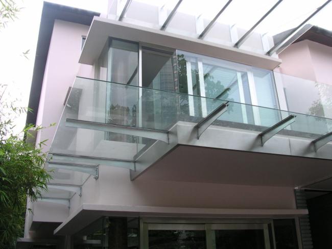 Glass 4mm - 12mm EVA Film Decorative Fence Pattern Ribbed Laminated Glass with Certificate Tempered Laminated Glass