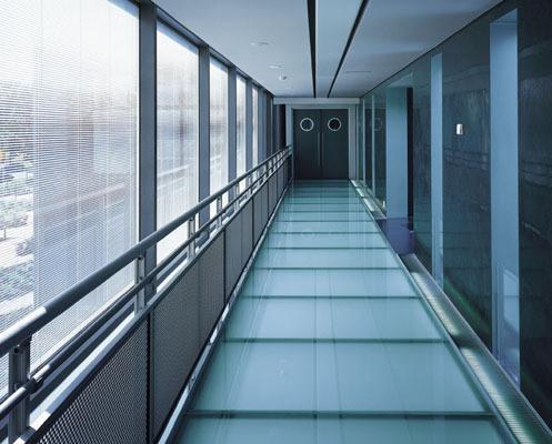 Glass 4mm - 12mm EVA Film Decorative Fence Pattern Ribbed Laminated Glass with Certificate Tempered Laminated Glass
