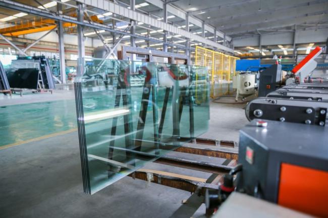 Customized Size 6mm 8mm Floor Building Double Toughened Tempered Laminated Glass Panels Supplier