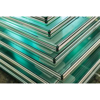 Cina 6mm 8mm 10mm 12mm Green Tempered Building Toughened Glass per il grado di acciaio supertemperato in vendita