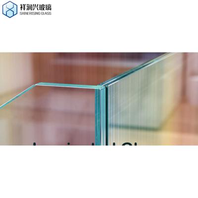 China Estrutura sólida 6,38 mm/8,38 mm Vidro laminado de cor clara para escadas/portas de edifícios à venda