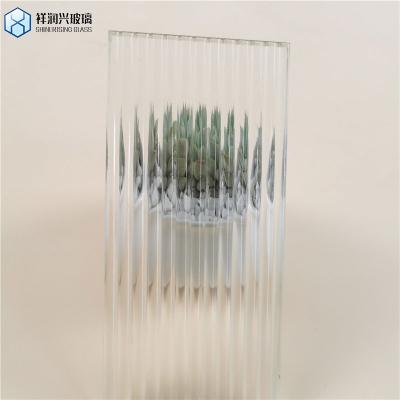 China Glass Decorative Acid Etched Clear Pattern Frosted Glass 2134X3300mm Folded Unfolded for sale