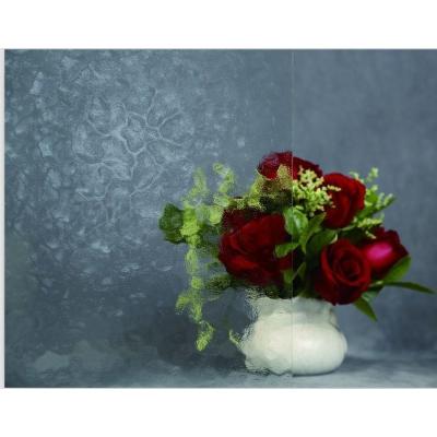 China Glass Decorative Acid Etched Clear Pattern Frosted Glass 2134X3300mm Folded Unfolded for sale