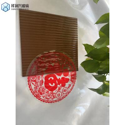 Cina Certificato SGS Vetro riflettente da 2 mm 3 mm 5 mm 8 mm 10 mm per vetro/modello fotovoltaico in vendita