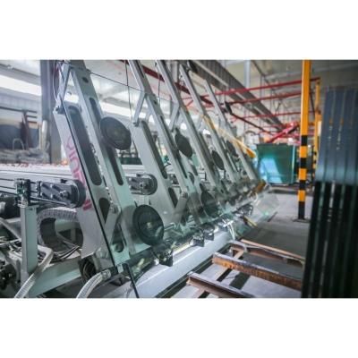 China Gelamineerd gehard glas 3-19 mm Helder/gekleurd/gehard/geboeid/warm buigbaar/isolaat/3 3 mm voor balustrade/heining/handrail/douche deur/kist Te koop