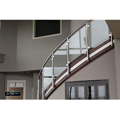 China Gehard glas voor gebouwen 3 mm-19 mm helder getinte grijze brons gelamineerd gehard Te koop