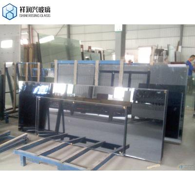 China Paneles de vidrio laminado templado a medida de borde plano y pulido para productos de vidrio grandes en venta