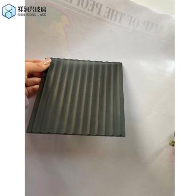 Cina Vetro colorato temperato da 3 mm-19 mm Vetro colorato temperato per cortile da vetro da costruzione in vendita