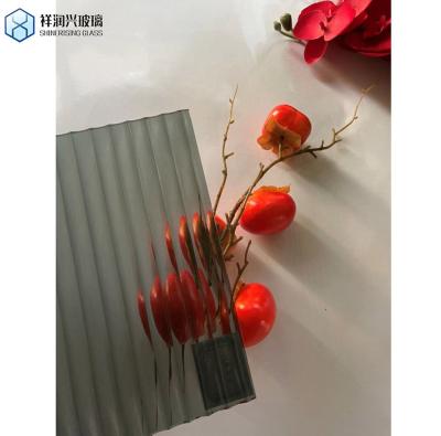 Cina Lastra di vetro galleggiante colorata riflettente rinforzata 4mm 5mm 6mm 7mm su richiesta personalizzata in vendita