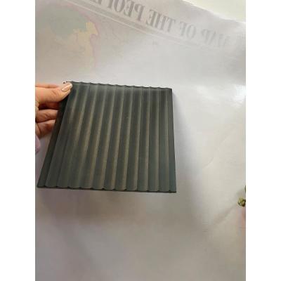 China Vertical Recessed Patterned Tempered Glass for Shower Doors 5-12mm Easy Installation for sale