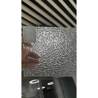 China Vidros coloridos temperáveis para janelas de figuras grossas e divisórias de parede personalizadas à venda