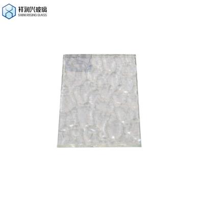Cina 3/3.5/4/5/5.5/6/8/10mm Tempered Flemish / Karatachi Figured Rolled Patterned Glass Design in vendita