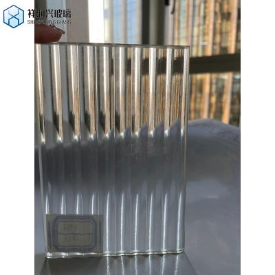 中国 装飾用6mmベーヴ式温熱浮ガラス 窓用 モース硬さ 7 その他製品 販売のため