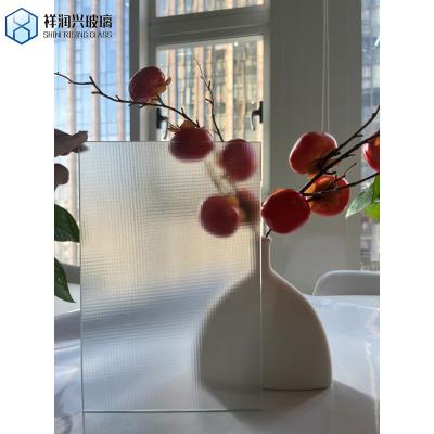 Cina Figura di design vetro temperato modello pannelli di vetro decorativi personalizzati per porte in vendita