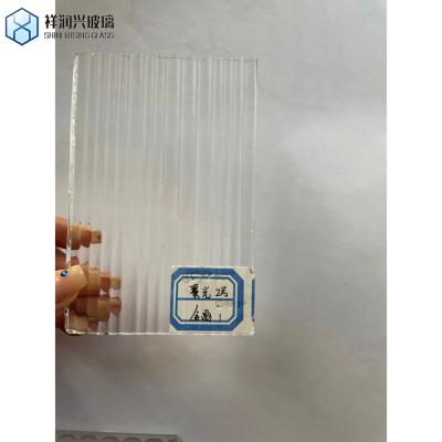 Cina 3mm 5mm 5.5mm 6mm Chiaro Nashiji Millenium Karatachi Wanji Vetro Figurato Disegno Vetro laminato Opzione in vendita