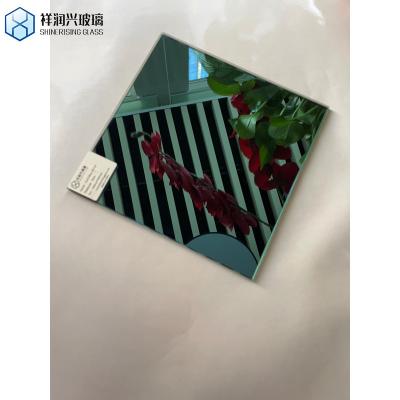 Cina Specchio di vetro trasparente decorativo con bordo lucidato piatto e certificato SGS in vendita