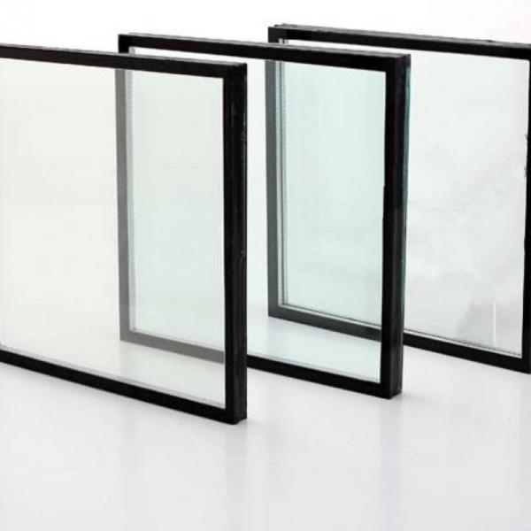 Quality Super-Tempered Low-E Double Glazed Glass with Built-in Blind Physically Tempered for sale