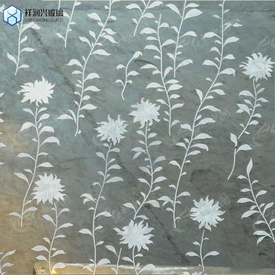 Cina Struttura solida Fogli di vetro colorato a forma chiara per divisori spessore 3 mm 4 mm 5 mm in vendita