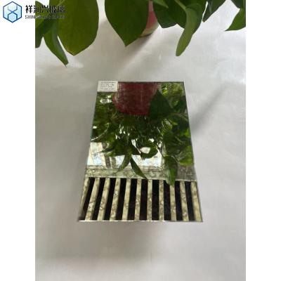 China Snijdende rand boren Temperen antieke spiegelglaspanelen voor vintage wanddecoratie Te koop