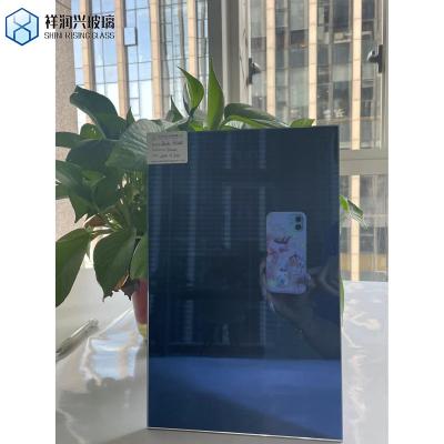 China Espejo decorativo de color de borde recto y de biselado personalizado para edificios comerciales en venta