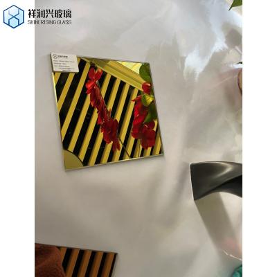 Cina Fogli di vetro specchio color arancione vivace per la decorazione delle pareti di divertimento a forma di rettangolo in vendita