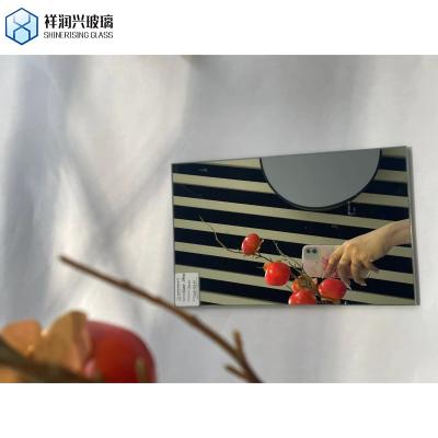 Cina 2440*3660 Vetro galleggiante tinto Vetro decorativo colorato Vetro per la decorazione domestica in vendita
