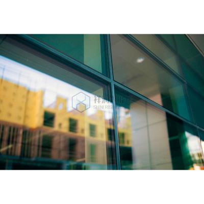 China Gepersonaliseerd Ultra Clear Jalousie Decorative Tempered Safety Glass voor het bouwen privacy Te koop